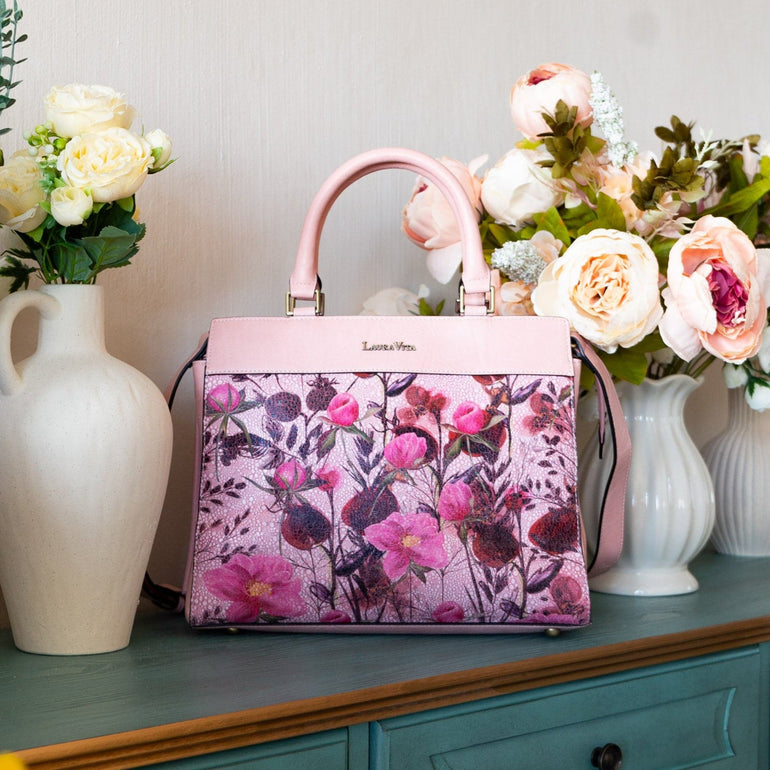 LAURAVITA.COM - Official website of Brand Laura Vita